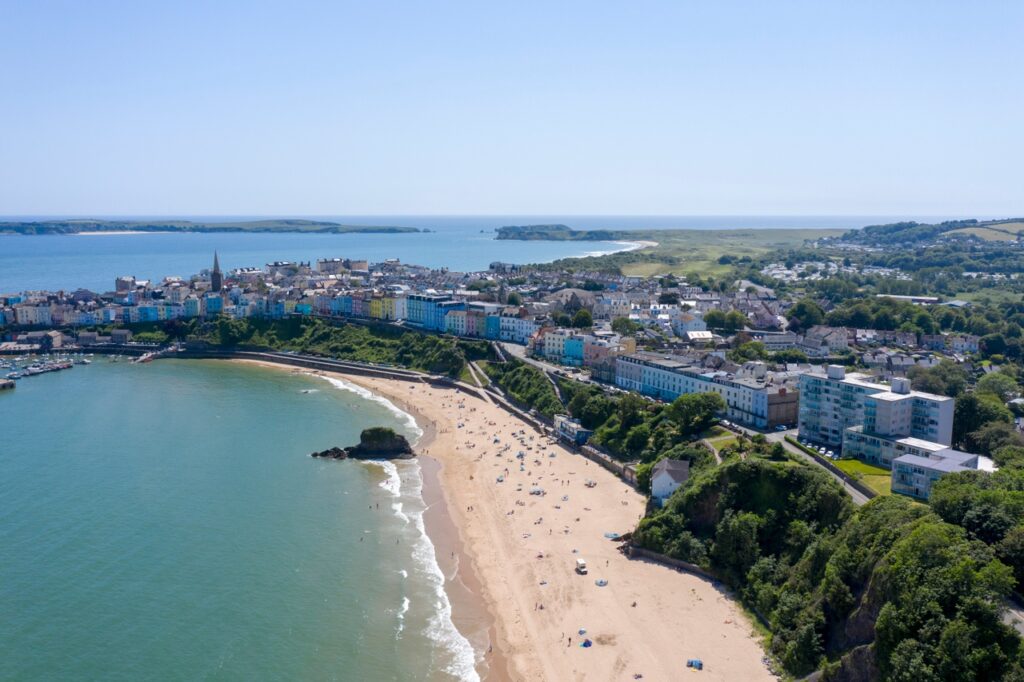 Explore Tenby - Imperial Hotel Lounge & Terrace